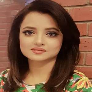 Mizna Waqas Birthday, Real Name, Age, Weight, Height, Family, Facts ...