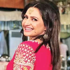 Tara Mahmood Birthday, Real Name, Age, Weight, Height, Family, Facts ...