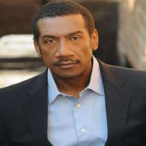 Robert McKay Birthday, Real Name, Age, Weight, Height, Family, Facts ...