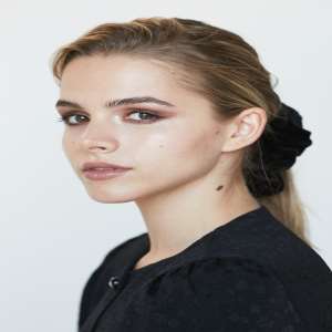 Laine Neil Birthday, Real Name, Age, Weight, Height, Family, Facts ...