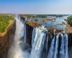 Victoria Falls History, Travel Information, Hotels, Facts And More ...