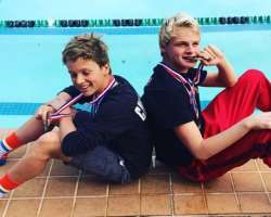 Aaron Hull Birthday, Real Name, Age, Weight, Height, Family, Facts ...