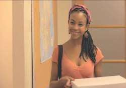 Aasha Davis Birthday, Real Name, Age, Weight, Height, Family, Facts ...