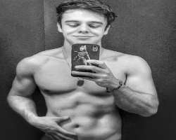 Andres Navy Birthday, Real Name, Age, Weight, Height, Family, Facts ...