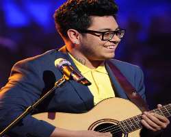 Andrew Garcia (Singer) Birthday, Real Name, Age, Weight, Height, Family ...