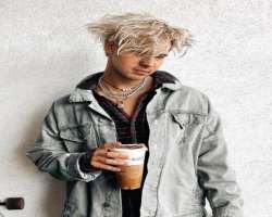 Austin Hare Birthday, Real Name, Age, Weight, Height, Family, Facts ...