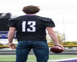 Ben Houselog Birthday, Real Name, Age, Weight, Height, Family, Facts ...