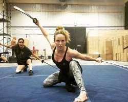 Caity Lotz Birthday, Real Name, Age, Weight, Height, Family, Facts ...