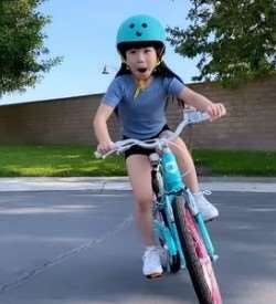 ChaCha Shen Birthday, Real Name, Age, Weight, Height, Family, Facts ...