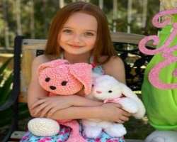 Charlie Townsend (Actress) Birthday, Real Name, Age, Weight, Height ...