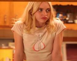 Chloe Cherry Birthday, Real Name, Age, Weight, Height, Family, Facts ...