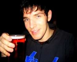 Colin Morgan Birthday, Real Name, Age, Weight, Height, Family, Facts ...