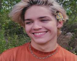 Connor Ray Birthday, Real Name, Age, Weight, Height, Family, Facts ...