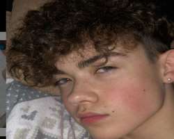 Connor Robinson Birthday, Real Name, Age, Weight, Height, Family, Facts ...