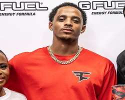 Cordell Broadus Birthday, Real Name, Age, Weight, Height, Family, Facts ...