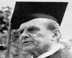 Czeslaw Milosz Birthday, Real Name, Age, Weight, Height, Family, Facts ...