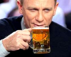 Daniel Craig Birthday, Real Name, Age, Weight, Height, Family, Facts ...