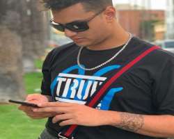 Daniel Molo Birthday, Real Name, Age, Weight, Height, Family, Facts ...