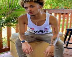 Darrius Barney Birthday, Real Name, Age, Weight, Height, Family, Facts ...