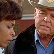 Donna Biscoe Birthday, Real Name, Age, Weight, Height, Family, Facts ...