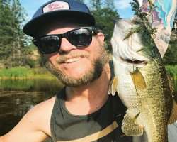 Dustin Bushnell Birthday, Real Name, Age, Weight, Height, Family, Facts ...