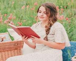 Ellie June Birthday, Real Name, Age, Weight, Height, Family, Facts ...