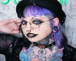 Emily Boo Birthday, Real Name, Age, Weight, Height, Family, Facts ...