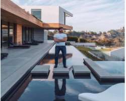 Erik Conover Birthday, Real Name, Age, Weight, Height, Family, Facts ...