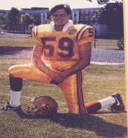 Greg Bryk Birthday, Real Name, Age, Weight, Height, Family, Facts ...