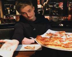 Herman Dahl Birthday, Real Name, Age, Weight, Height, Family, Facts ...