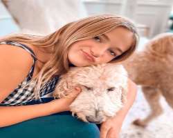 Isla Stanford Birthday, Real Name, Age, Weight, Height, Family, Facts ...