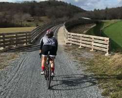 Jade Fernandez Birthday, Real Name, Age, Weight, Height, Family, Facts ...