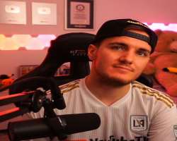 Jake Thompson Birthday, Real Name, Age, Weight, Height, Family, Facts ...