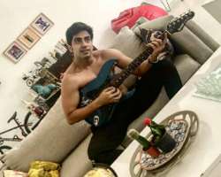 Jatin Arora Birthday, Real Name, Age, Weight, Height, Family, Facts ...