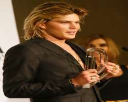 Jordan Barrett Birthday, Real Name, Age, Weight, Height, Family, Facts ...