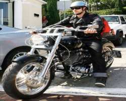 Justin Timberlake Birthday, Real Name, Age, Weight, Height, Family ...