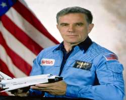 Karl Gordon Henize Birthday, Real Name, Age, Weight, Height, Family ...
