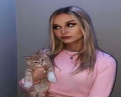 Kay Cook Birthday, Real Name, Age, Weight, Height, Family, Facts, Dress ...