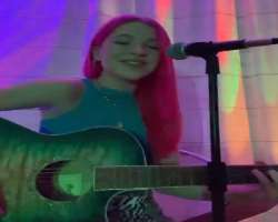 Kiya Barczyszyn Birthday, Real Name, Age, Weight, Height, Family, Facts ...