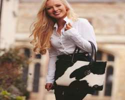 Lucy Bella Earl Birthday, Real Name, Age, Weight, Height, Family, Facts ...
