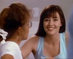 Lucy Liu Birthday, Real Name, Age, Weight, Height, Family, Facts, Dress ...