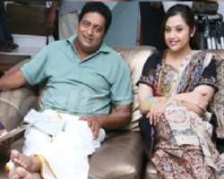 Meena (Tamil Actress) Birthday, Real Name, Age, Weight, Height, Family ...