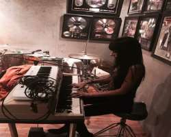 Mia Zanotti Birthday, Real Name, Age, Weight, Height, Family, Facts ...