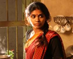 Mugdha Chaphekar Birthday, Real Name, Age, Weight, Height, Family ...