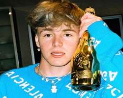 Nick Austin Birthday, Real Name, Age, Weight, Height, Family, Facts ...