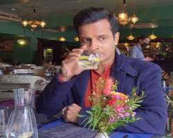 Ojas Rawal Birthday, Real Name, Age, Weight, Height, Family, Facts ...