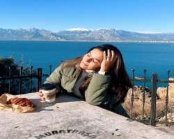 Pooja Gor Birthday, Real Name, Age, Weight, Height, Family, Facts ...