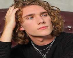 Samuel Jenkins Birthday, Real Name, Age, Weight, Height, Family, Facts ...