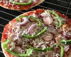 Sarah Hashmi Birthday, Real Name, Age, Weight, Height, Family, Facts ...