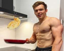 Stan Browney Birthday, Real Name, Age, Weight, Height, Family, Facts ...